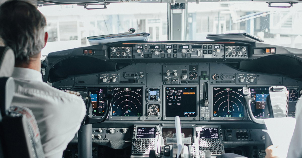 Co-pilot poses as captain; flies hundreds of passengers across Europe ...