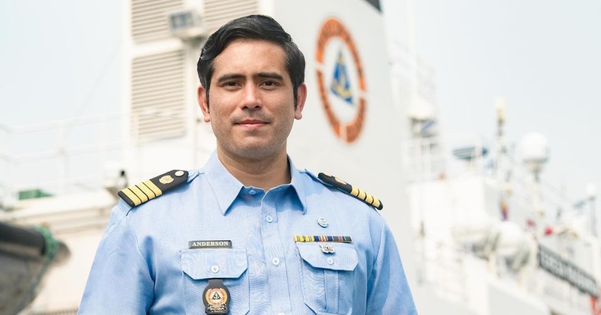Gerald Anderson now an auxiliary captain in Philippine Coast Guard ...