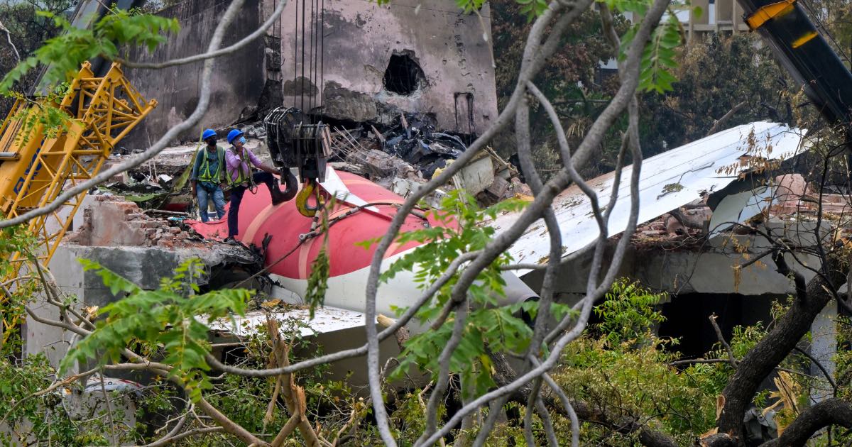 Second black box recovered from India crash site: official • PhilSTAR Life