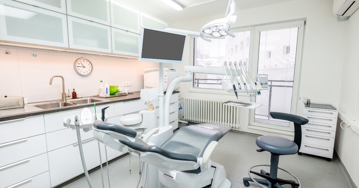 Czech police nab fake dentist with dozens of patients • PhilSTAR Life