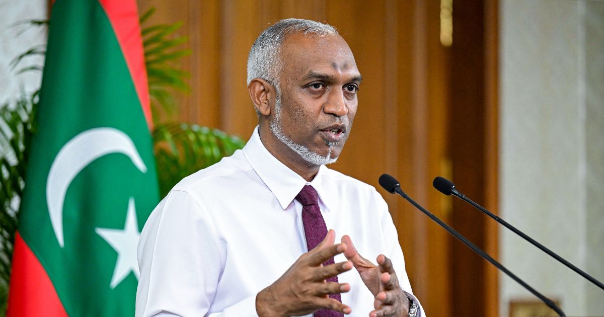 Maldives president holds record 15-hour press conference • PhilSTAR Life