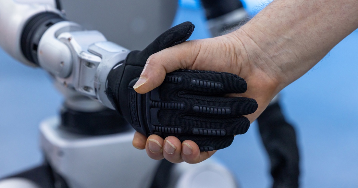 Chinese humanoid robot's three-day walk sets world record • PhilSTAR Life