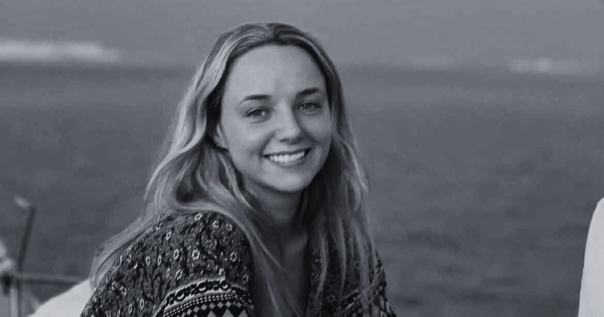 Food influencer dies after giving birth due to 'extremely rare ...