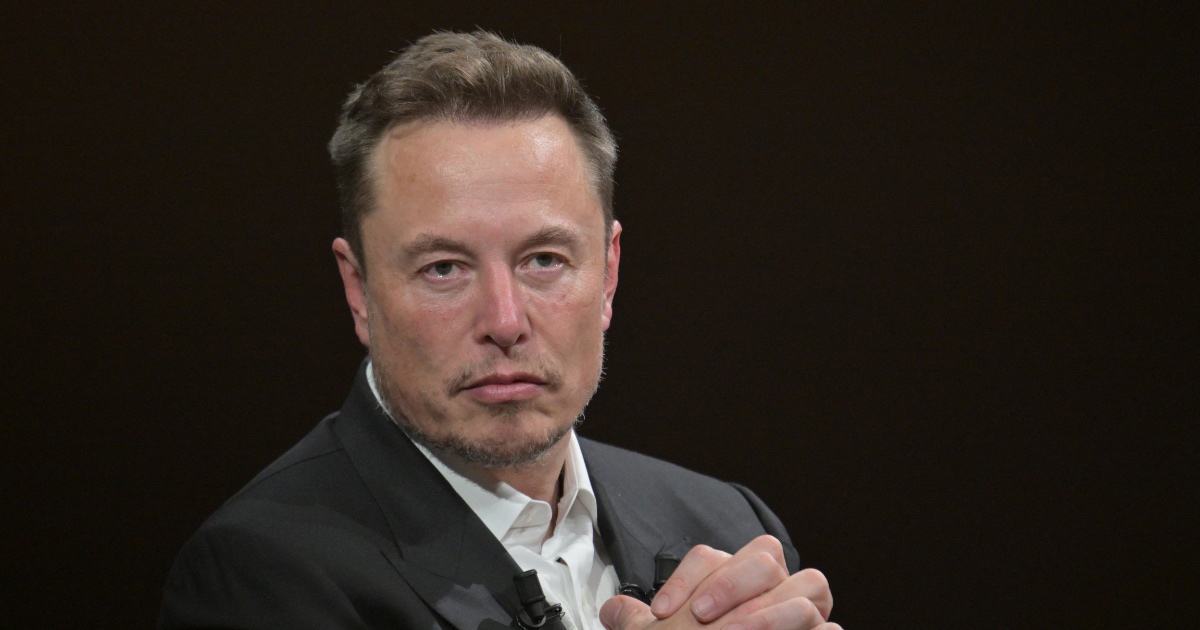 Elon Musk becomes world's first trillionaire • PhilSTAR Life