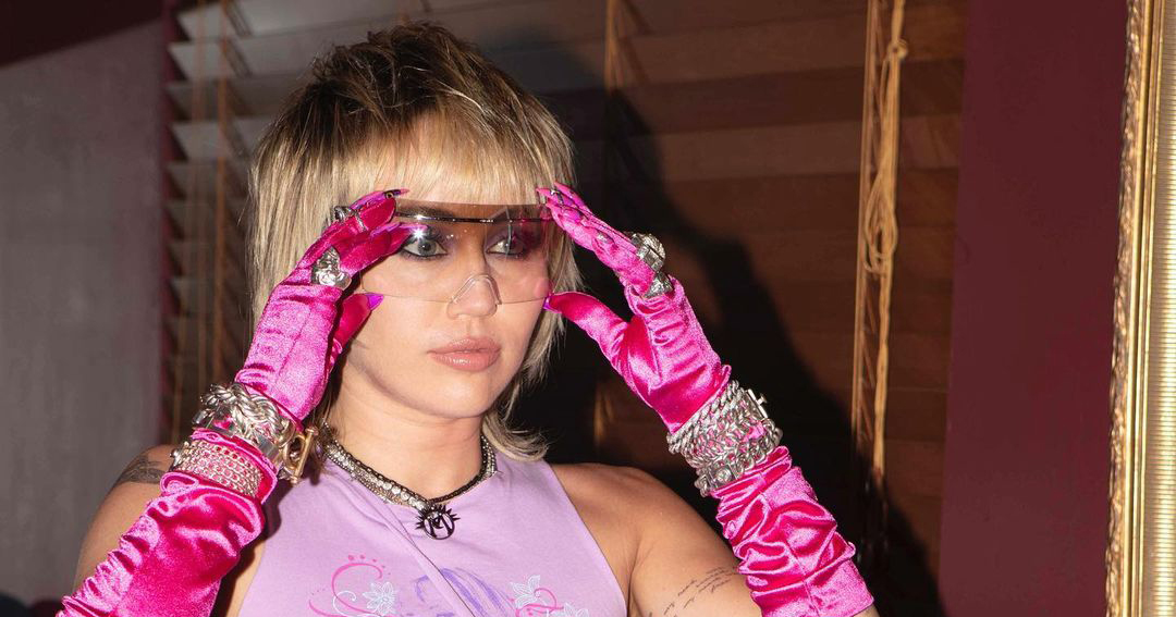 Miley Cyrus celebrates Pride Month in her upcoming concert special for ...