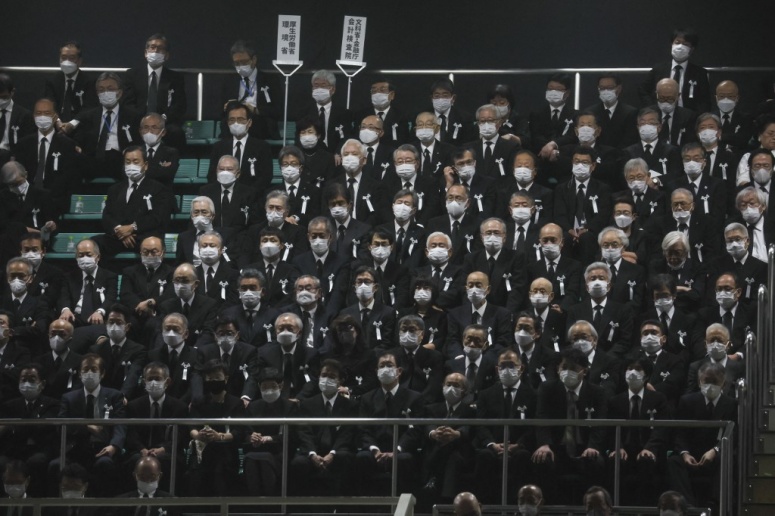 Japan honors assassinated Shinzo Abe at controversial funeral ...