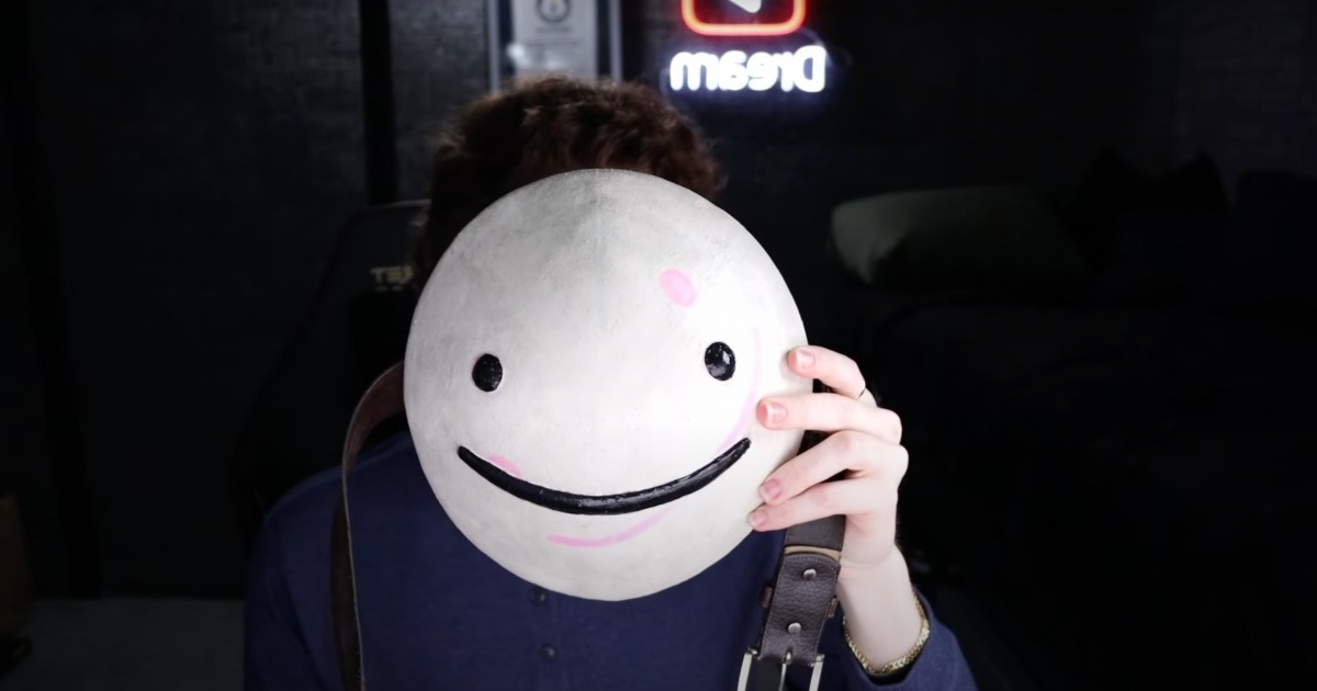 'Dream,' smiley mask-wearing Minecraft YouTuber, finally reveals face ...