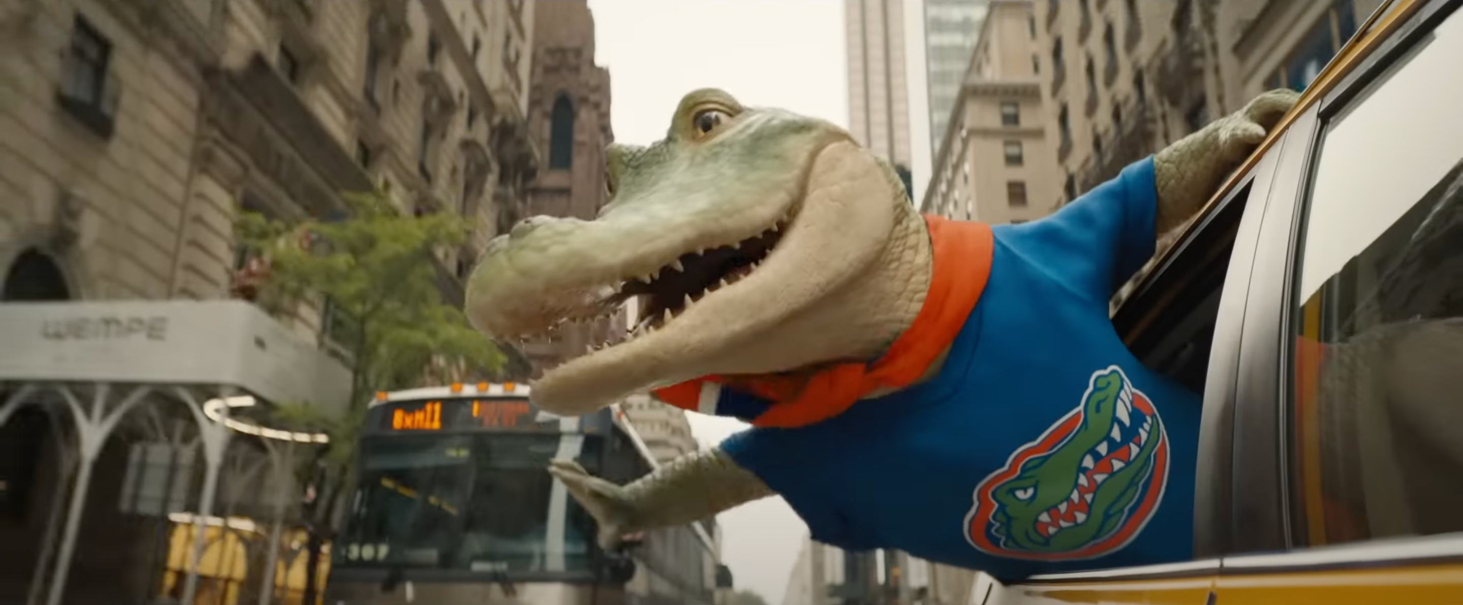 Shawn Mendes is a singing crocodile in 'Lyle, Lyle, Crocodile' trailer ...