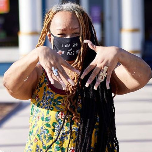 Woman with world’s longest fingernails has them cut for the first time ...