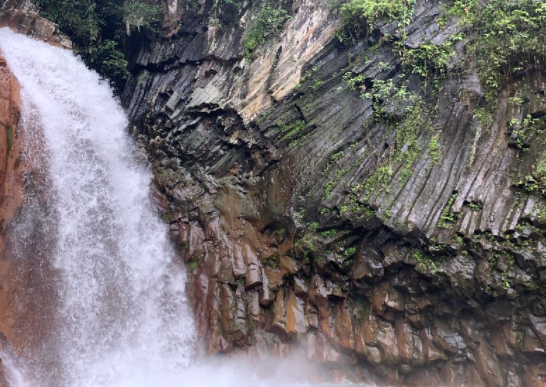 TRAVEL GUIDE: Why you need to visit the underrated city of Dumaguete ...