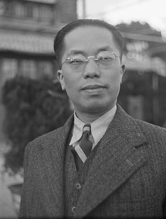 Michelle Dee’s diet & health habits, love of books, dream of being A ...