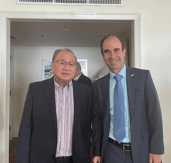 Why is PLDT/Smart and Meralco boss MVP going into fresh milk and agri ...