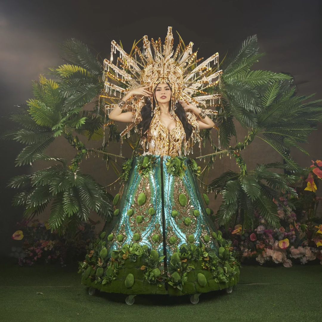 LOOK: Philippine's Yllana Aduana dazzles in Maria Makiling-inspired ...