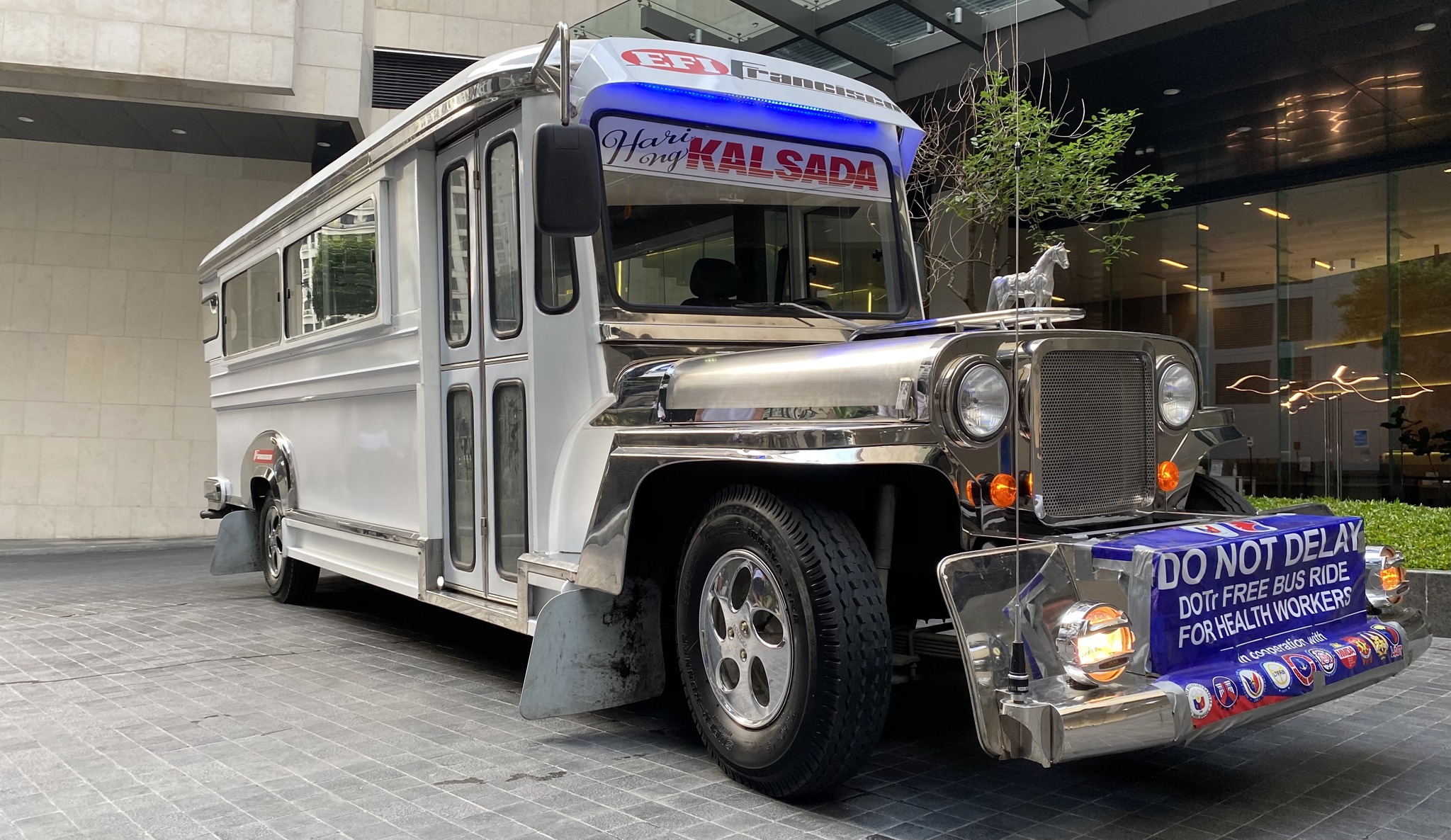 'Gawang Pinoy para sa kapwa Pinoy:' This jeep manufacturer sells ...