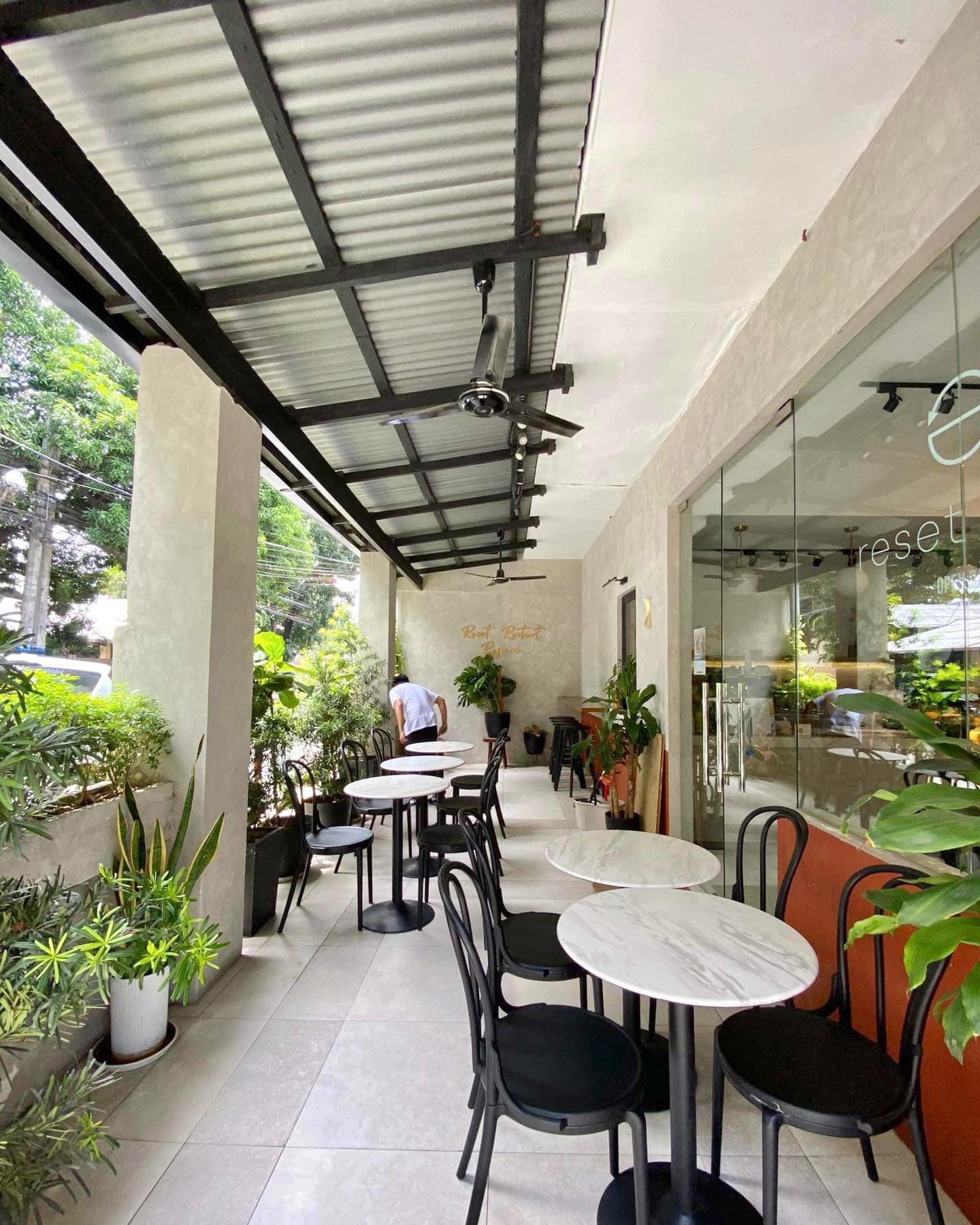 LIST: Chill out at these cozy cafes in Mandaluyong for your next coffee ...
