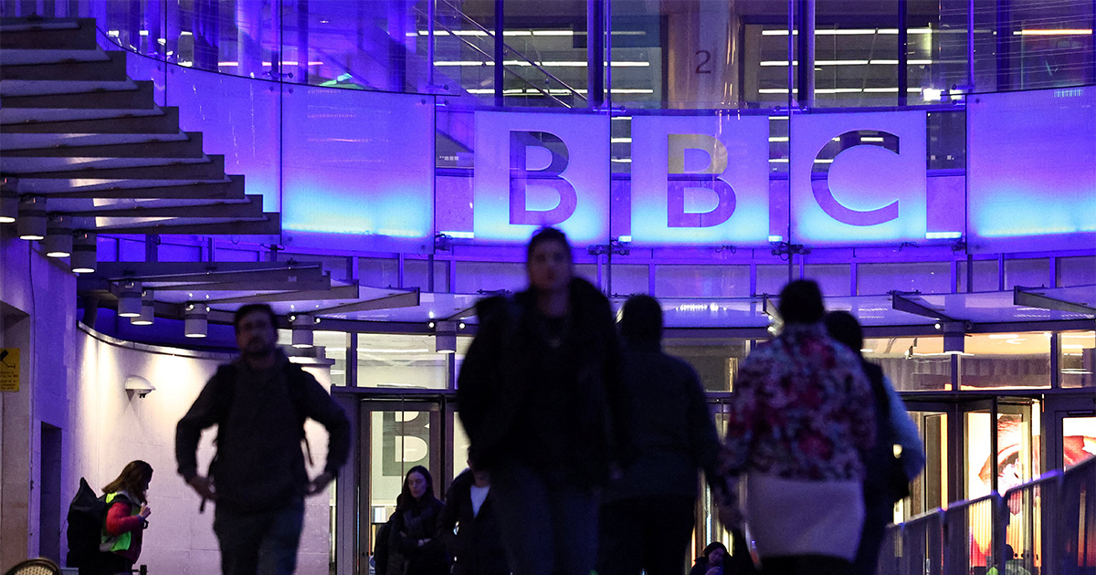 BBC says it will fight Trump's $10 billion defamation lawsuit ...