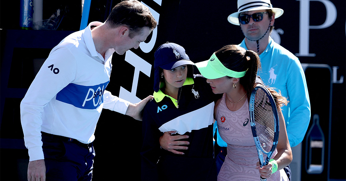 Ball girl collapses in Australian Open heat as players rush to help ...