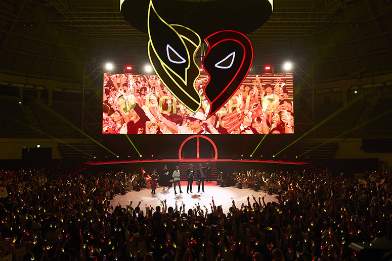 Mutant mania: On the ground with Hugh Jackman and Ryan Reynolds at ...