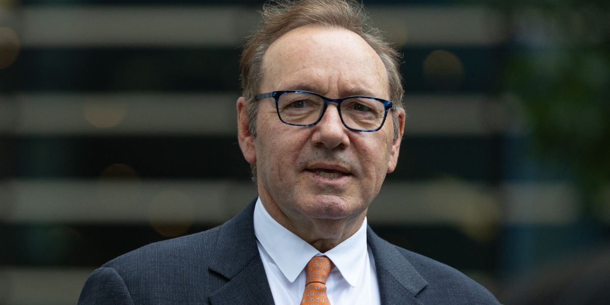 Kevin Spacey claims to be homeless, waiting for Hollywood comeback ...