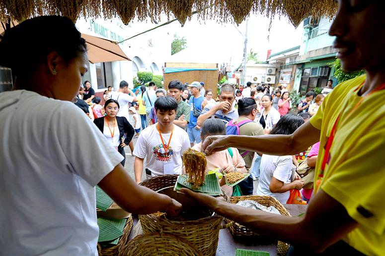 Pancit 101: Oodles of noodles • PhilSTAR Life