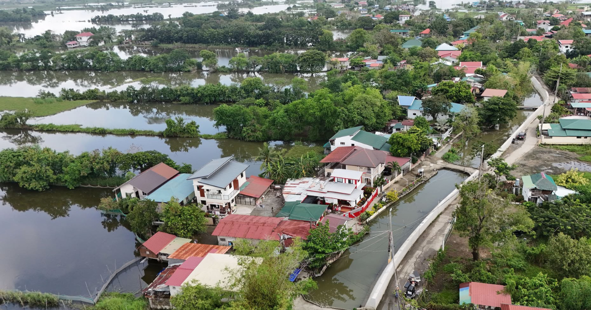 AMLC to freeze 592 bank accounts linked to anomalous flood control ...