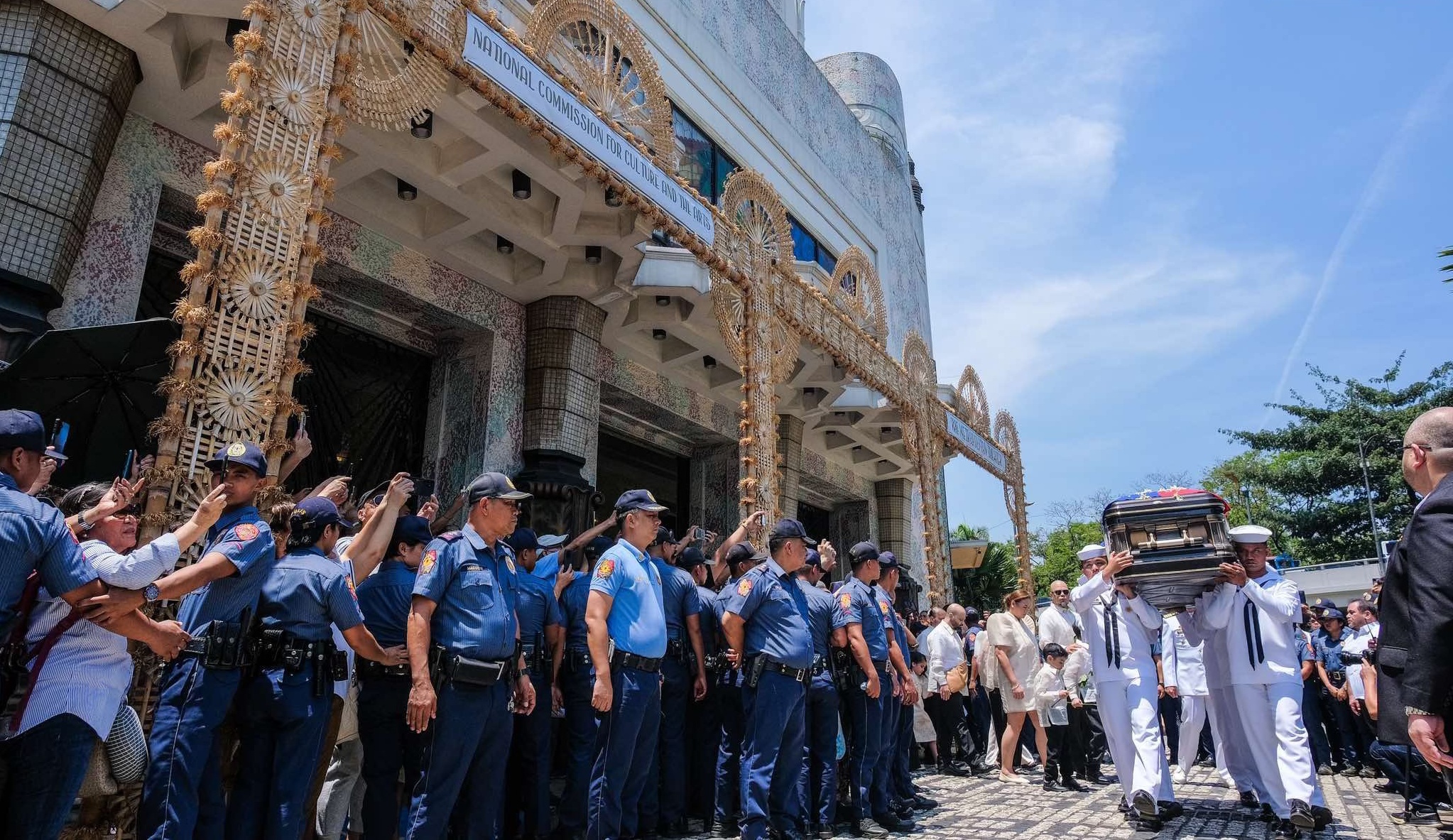 Nora Aunor laid to rest at Libingan ng mga Bayani • PhilSTAR Life