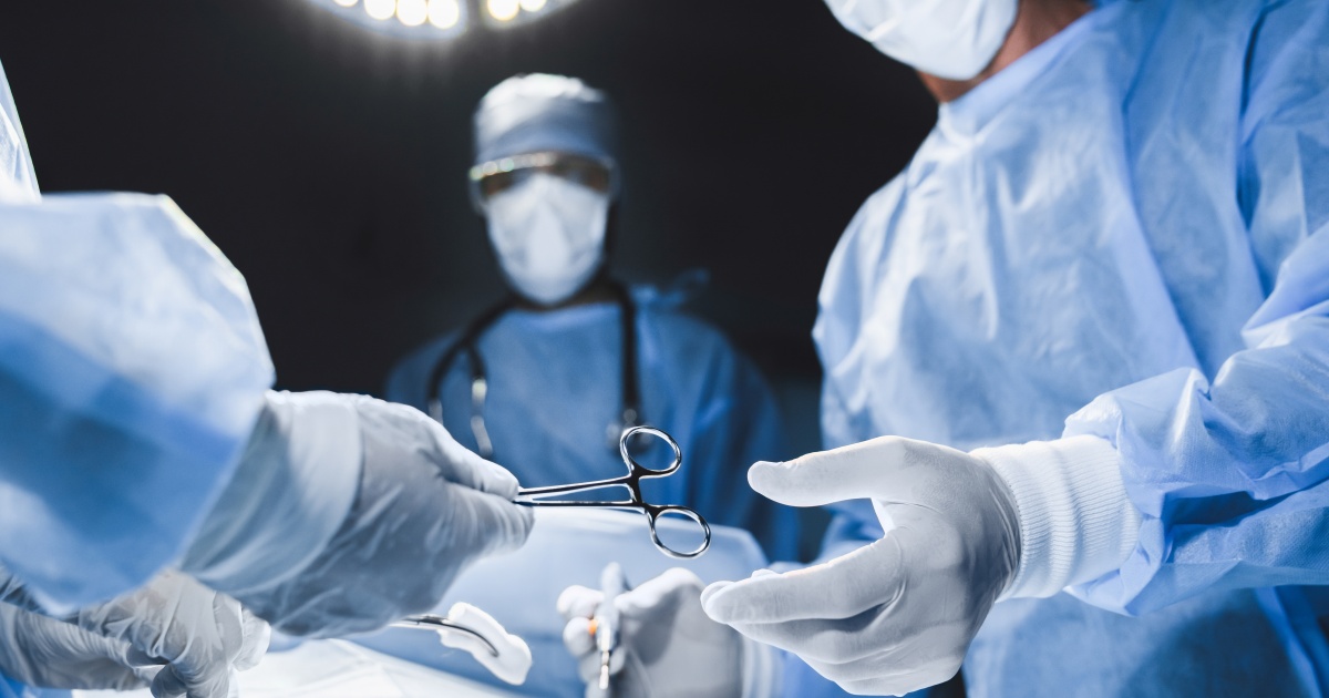 Man declared brain dead wakes up as doctors are harvesting his organs ...