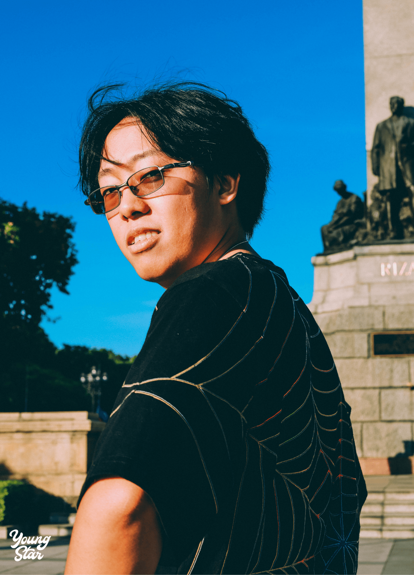 Waiian either dies a hero or lives long enough to be ‘lods’ • l!fe ...