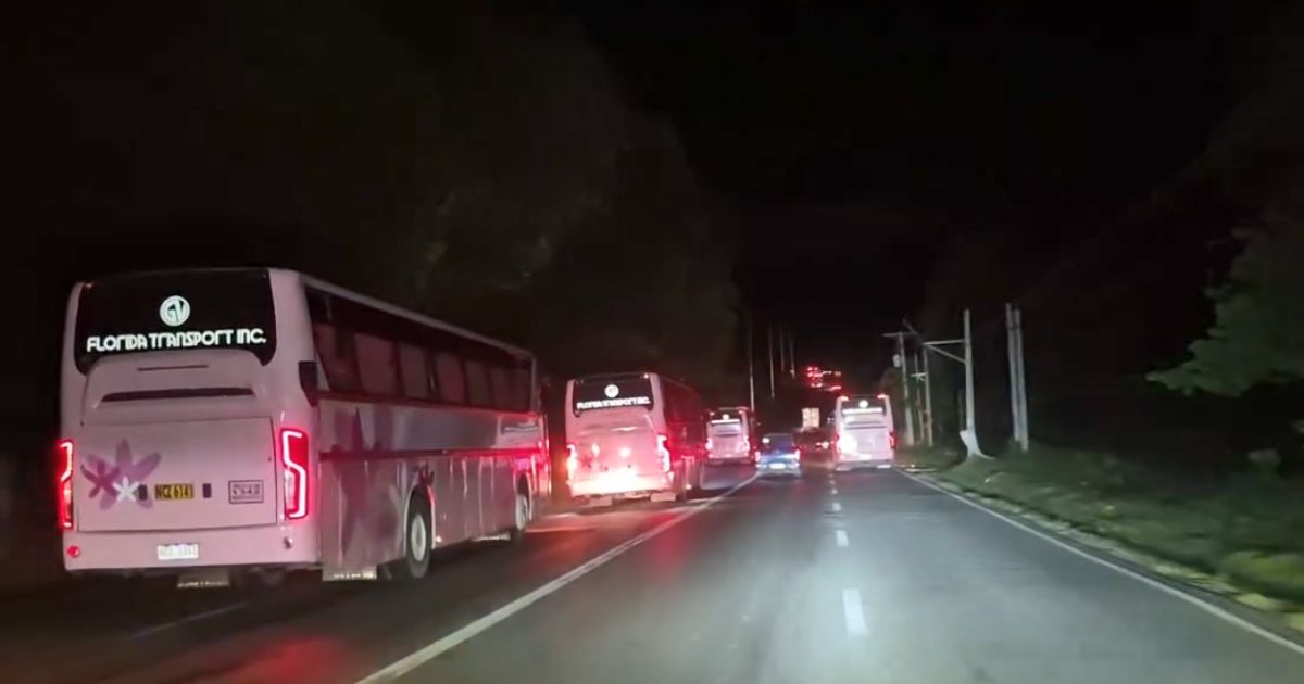 DOTR suspends 15 Florida buses following viral 'racing' video ...