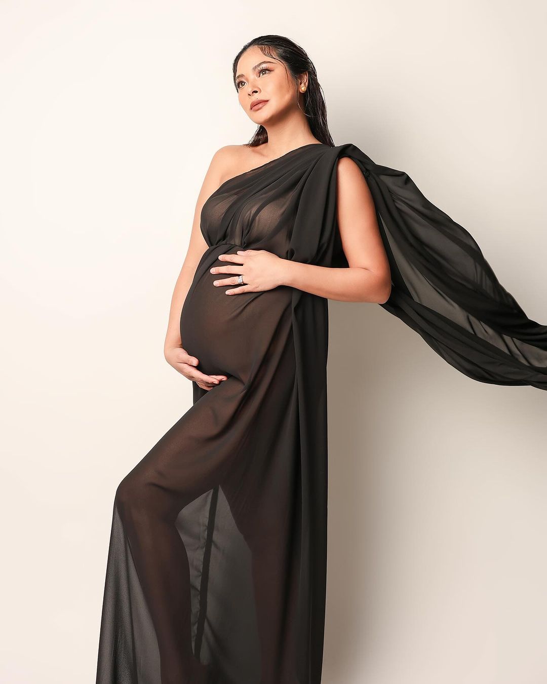 LOOK: Maxine Medina is a glowing mom-to-be in her maternity shoot ...