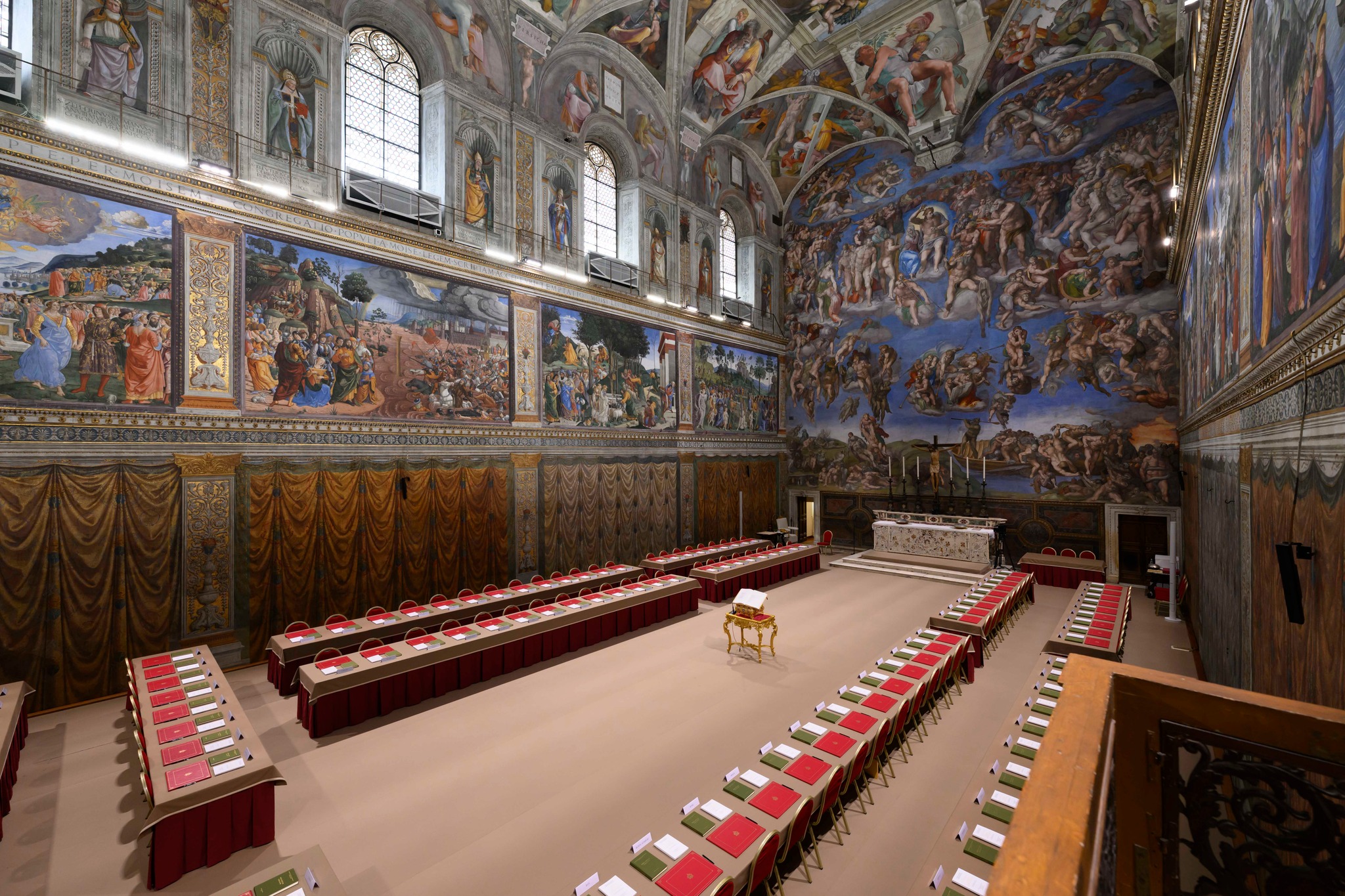 A look inside the Sistine Chapel, the seat of the Papal Conclave ...