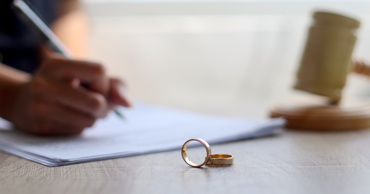 CBCP maintains 'divorce is evil,' but says it will not interfere with ...