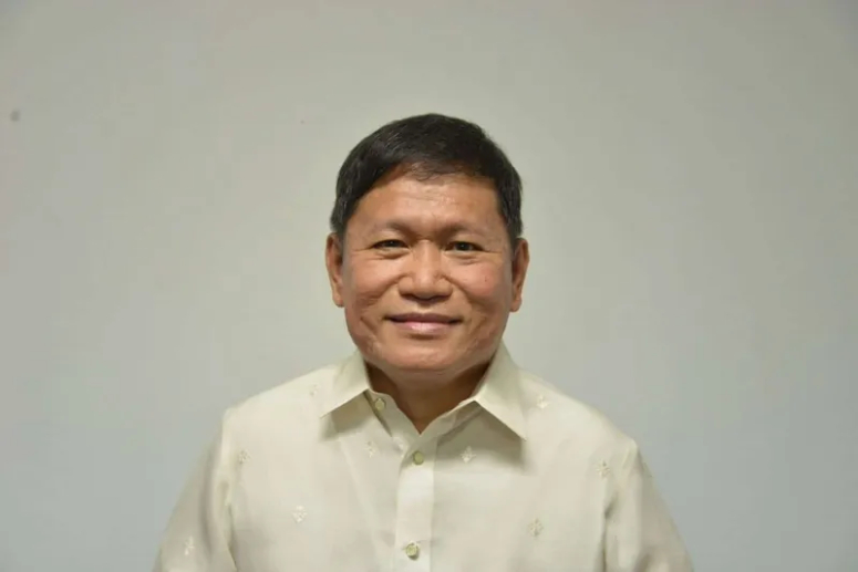 Who are the five Filipino ICC-accredited lawyers who can represent ...